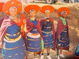 Five Traditional Attires That You Would Love in Africa – MOMO AFRICA